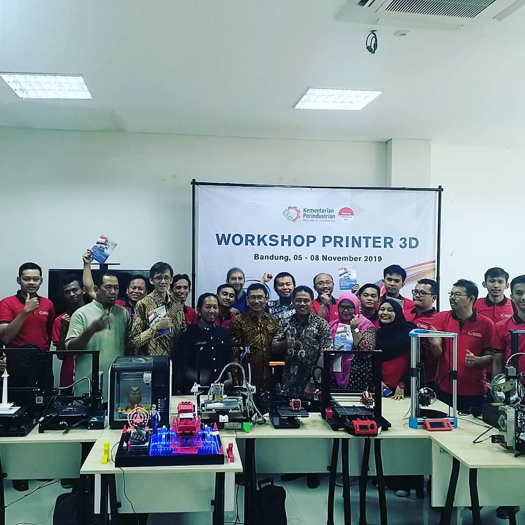 IMA 3D PRINTER – Let's Make Together